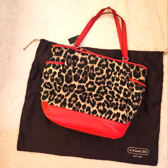 Coach | Bags | Stylish Snow Leopard Print Coach Purse | Poshmark